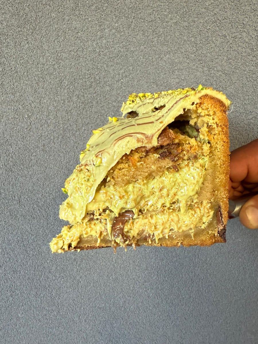 Viral Dubai Pistachio, Chocolate & Knafeh loaded Cake **48hrs Notice r ...